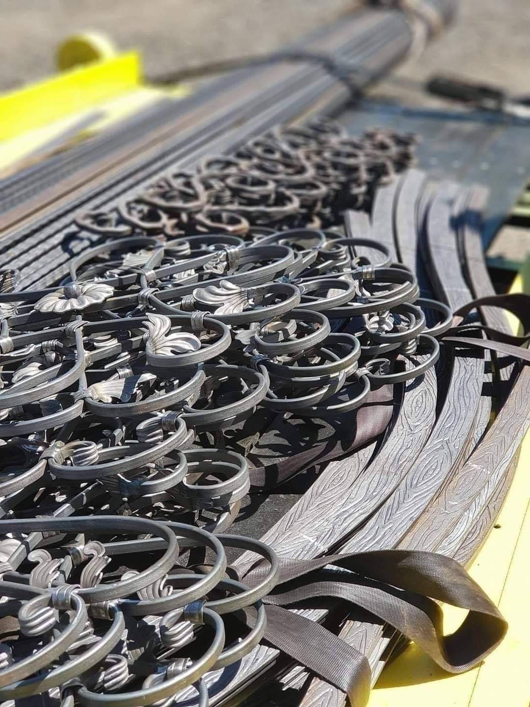 Elemente din fier forjat pentru porți și garduri - Sendone